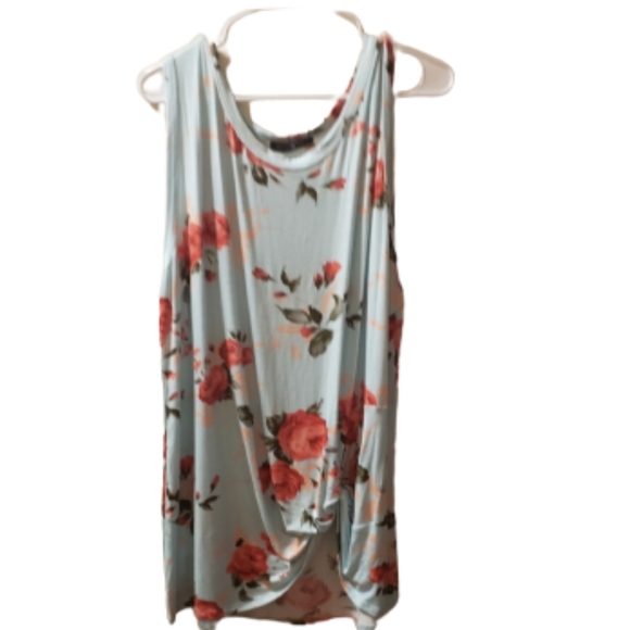 Glitzy Girlz | Tops | Glitzy Girlz Floral Top | Poshmark